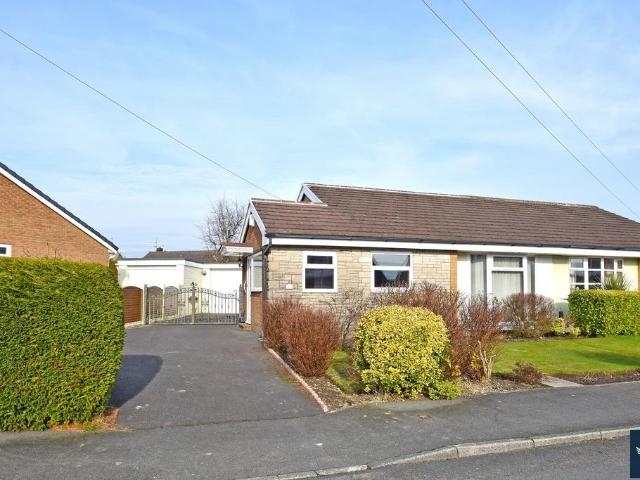 2 bedroom bungalow for sale