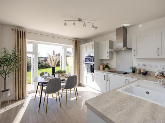 2 bedroom bungalow for sale