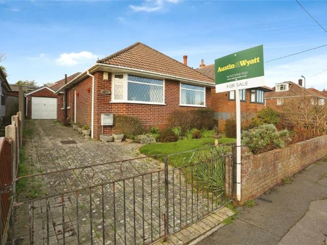2 bedroom bungalow for sale