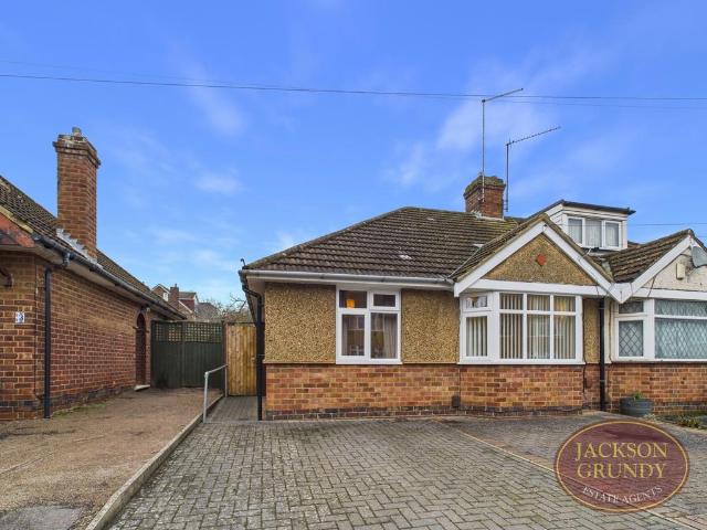 2 bedroom bungalow for sale