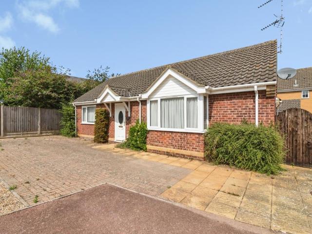 2 bedroom bungalow for sale