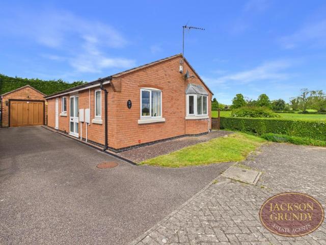 2 bedroom bungalow for sale