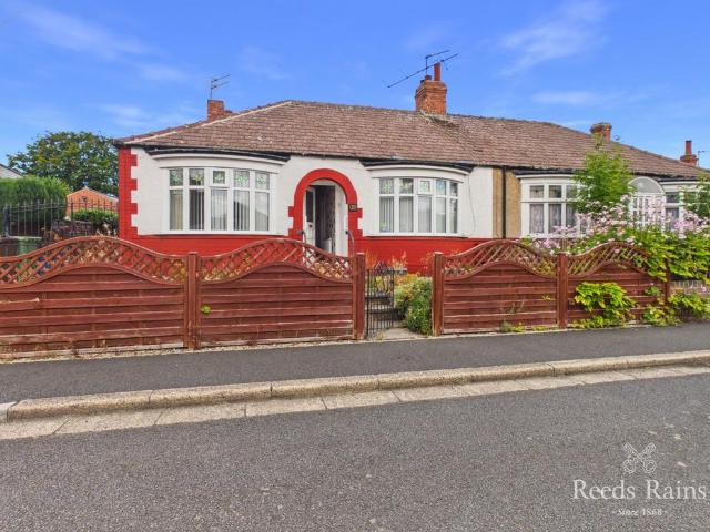2 bedroom bungalow for sale