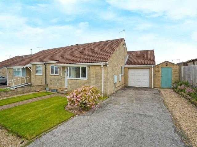2 bedroom bungalow for sale