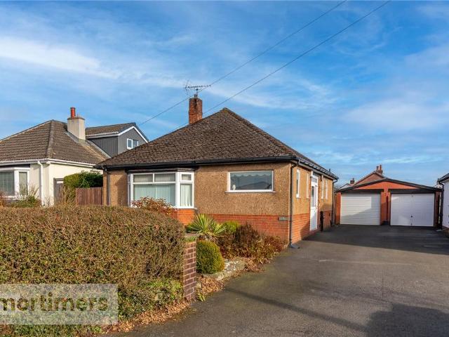 2 bedroom bungalow for sale