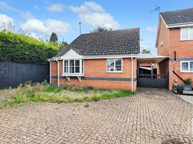 2 bedroom bungalow for sale