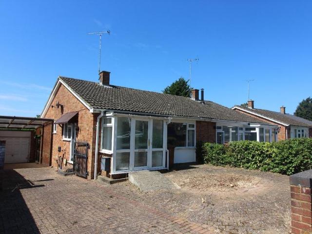 2 bedroom bungalow for sale