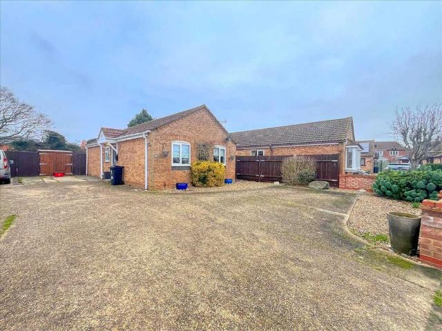 2 bedroom bungalow for sale