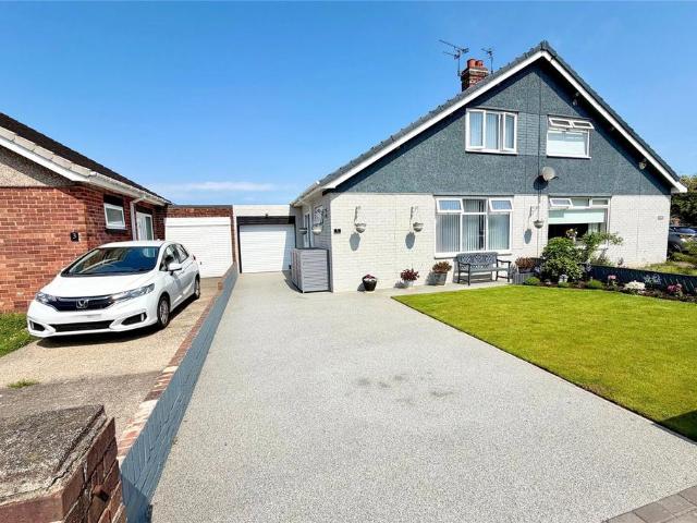 2 bedroom bungalow for sale
