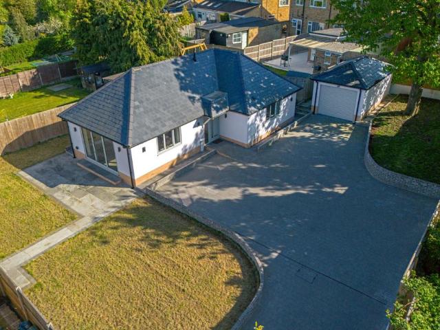 2 bedroom bungalow for sale