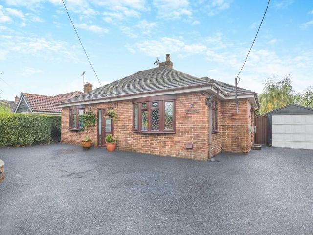 2 bedroom bungalow for sale
