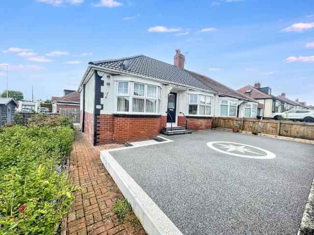 2 bedroom bungalow for sale