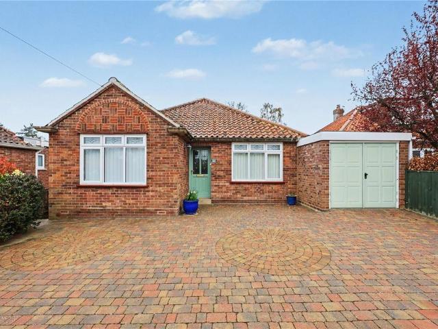 2 bedroom bungalow for sale