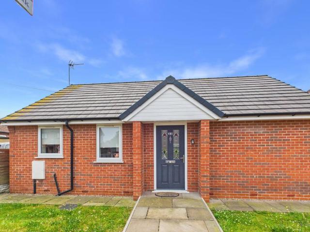2 bedroom bungalow for sale