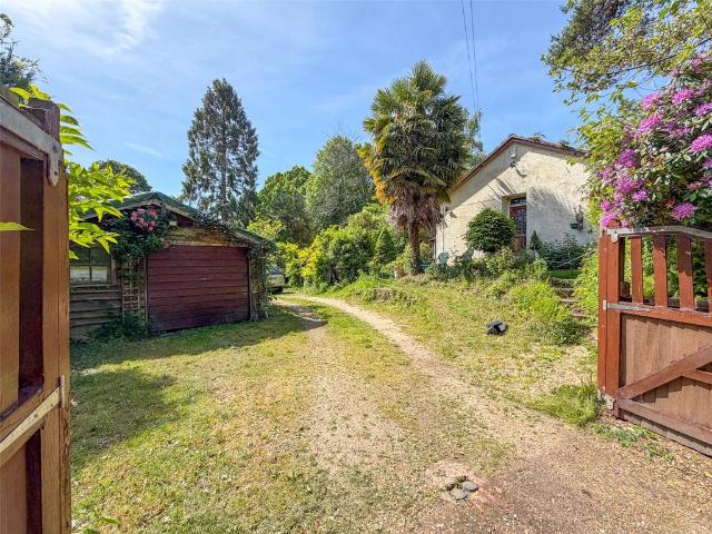2 bedroom bungalow for sale