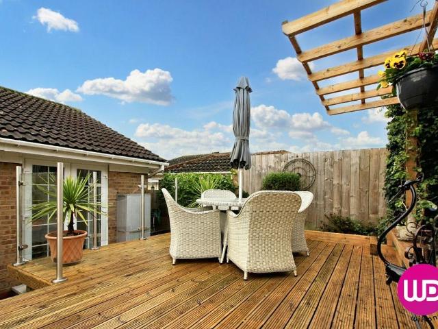2 bedroom bungalow for sale