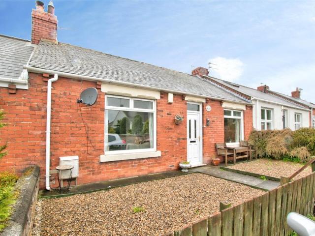 2 bedroom bungalow for sale