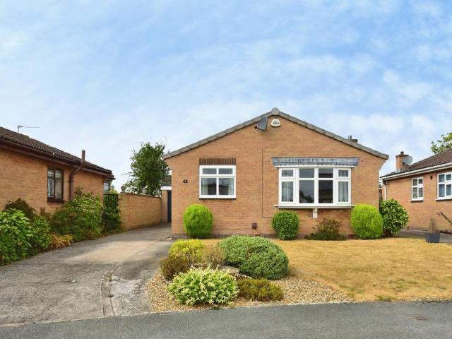 2 bedroom bungalow for sale