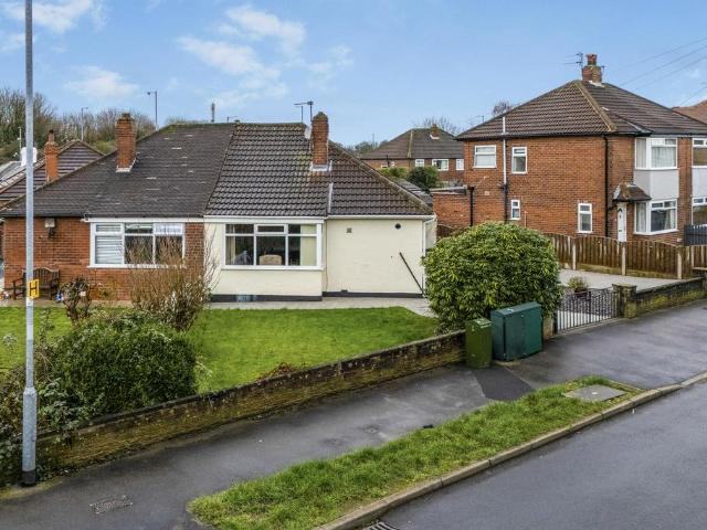 2 bedroom bungalow for sale