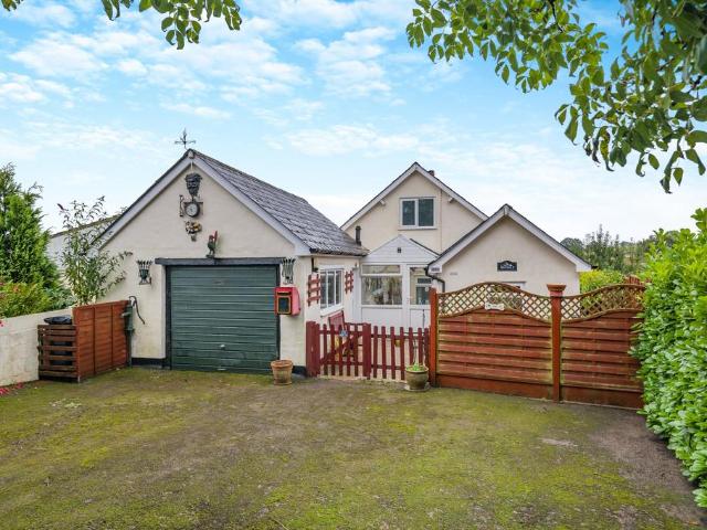 2 bedroom bungalow for sale