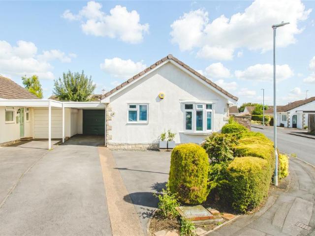 2 bedroom bungalow for sale