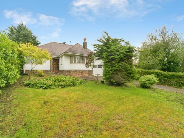2 bedroom bungalow for sale