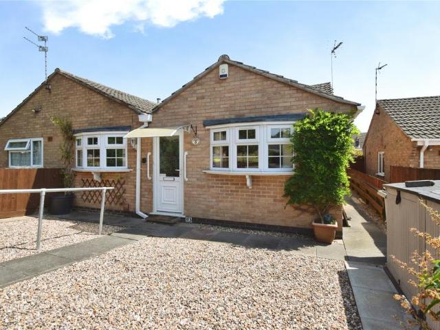 2 bedroom bungalow for sale