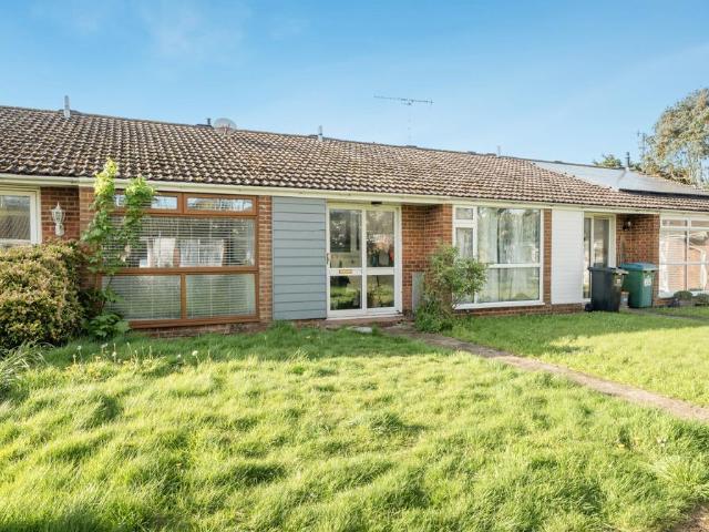 2 bedroom bungalow for sale