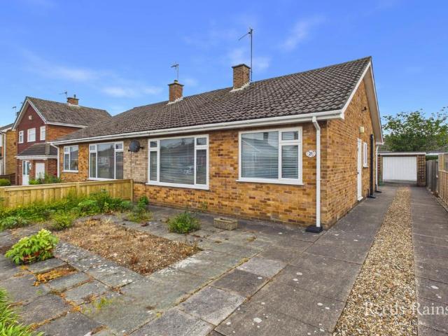 2 bedroom bungalow for sale