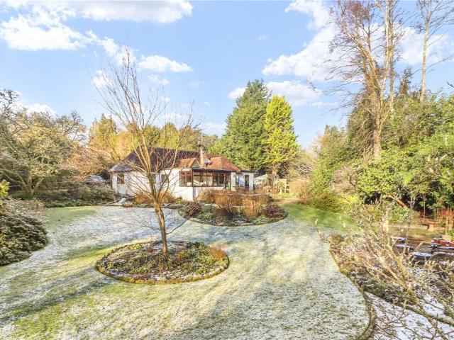 2 bedroom bungalow for sale