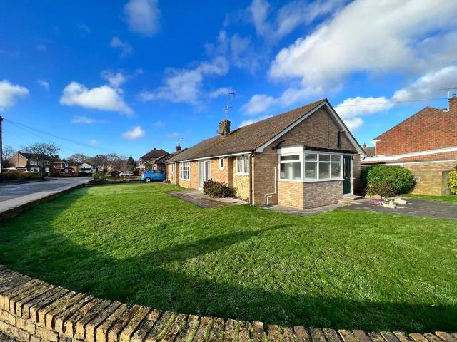 2 bedroom bungalow for sale