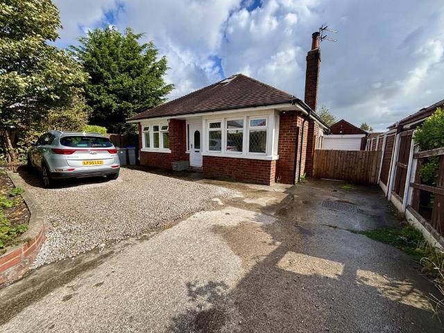 2 bedroom bungalow for sale