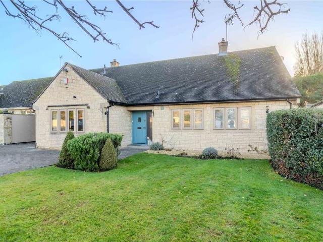 2 bedroom bungalow for sale