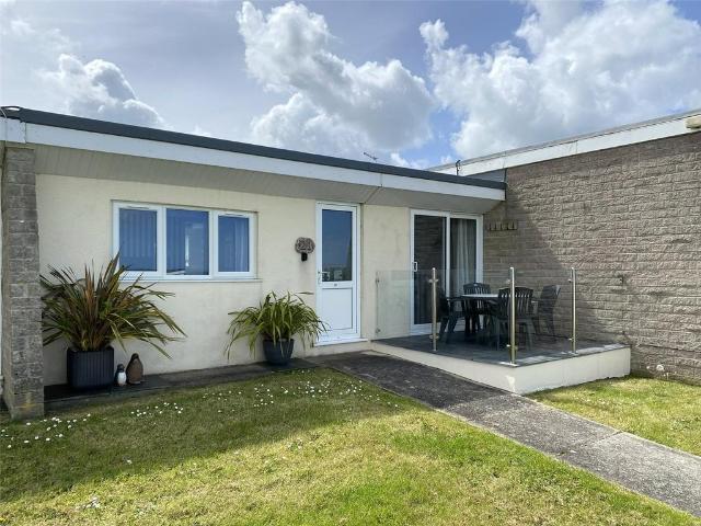 2 bedroom bungalow for sale
