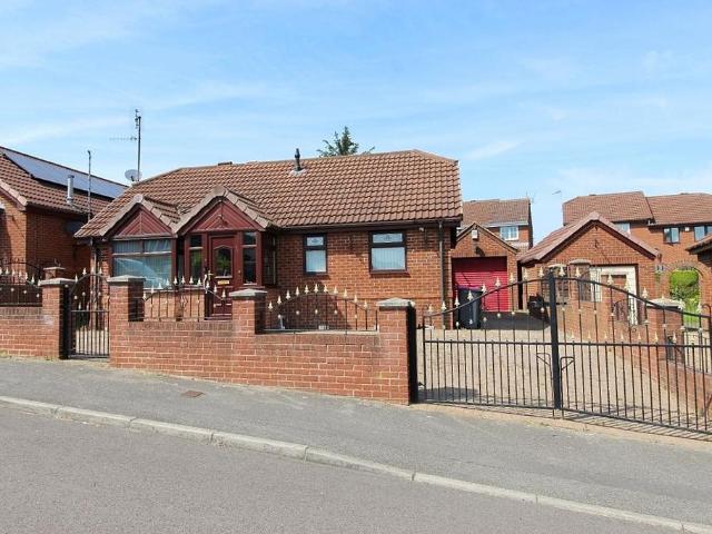 2 bedroom bungalow for sale