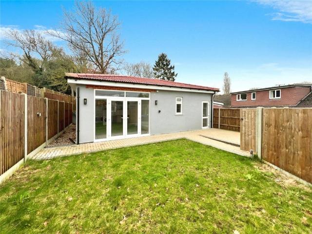 2 bedroom bungalow for sale