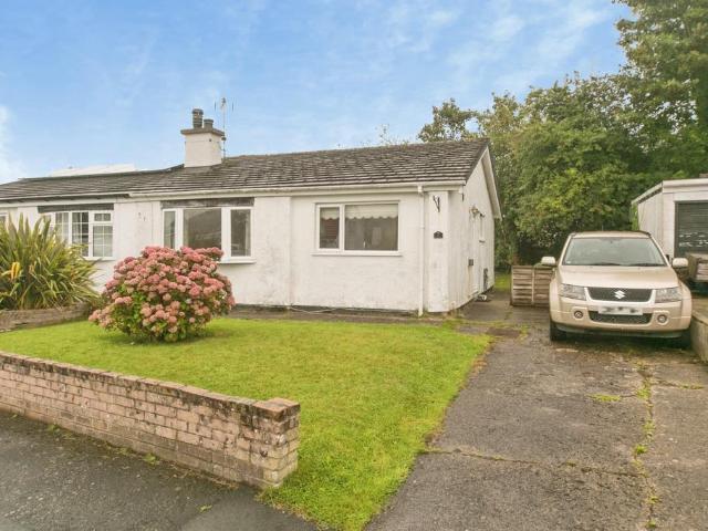 2 bedroom bungalow for sale