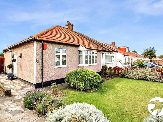 2 bedroom bungalow for sale