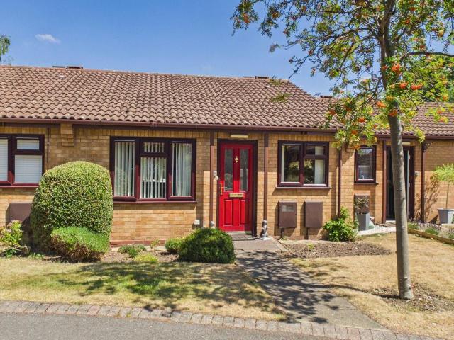 2 bedroom bungalow for sale