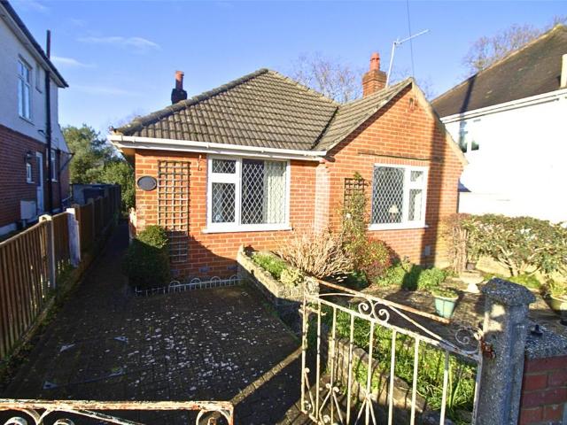 2 bedroom bungalow for sale