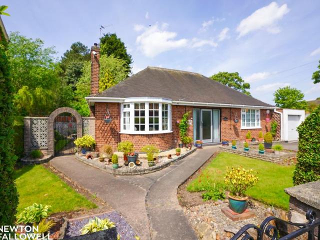 2 bedroom bungalow for sale