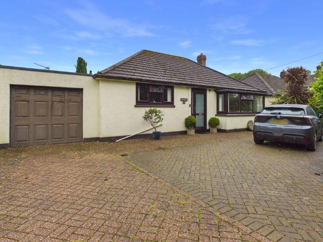 2 bedroom bungalow for sale