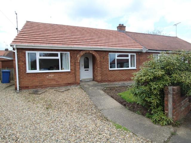 2 bedroom bungalow for sale