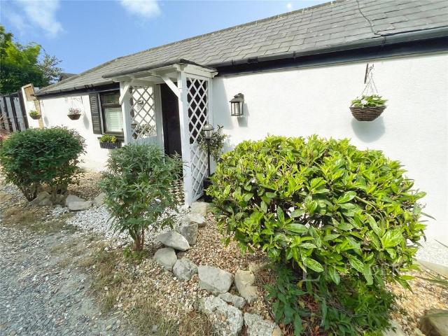 2 bedroom bungalow for sale