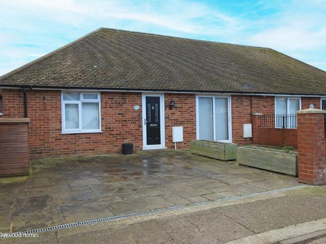 2 bedroom bungalow for sale
