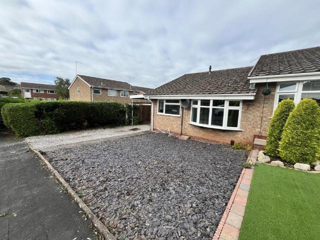 2 bedroom bungalow for sale
