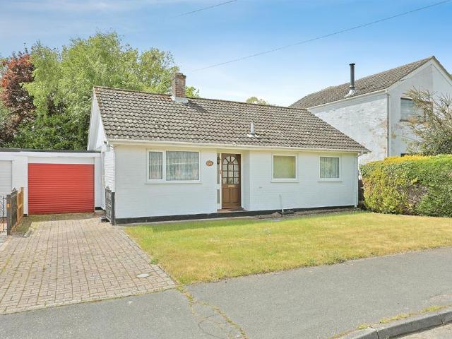 2 bedroom bungalow for sale