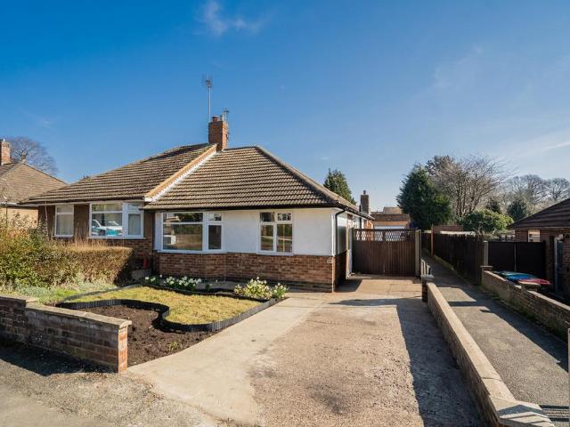 2 bedroom bungalow for sale