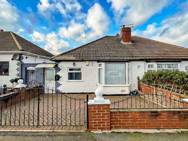 2 bedroom bungalow for sale