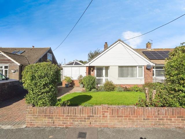 2 bedroom bungalow for sale